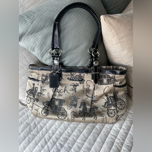 Coach | Bags | Coach Purse Horse And Carriage | Poshmark